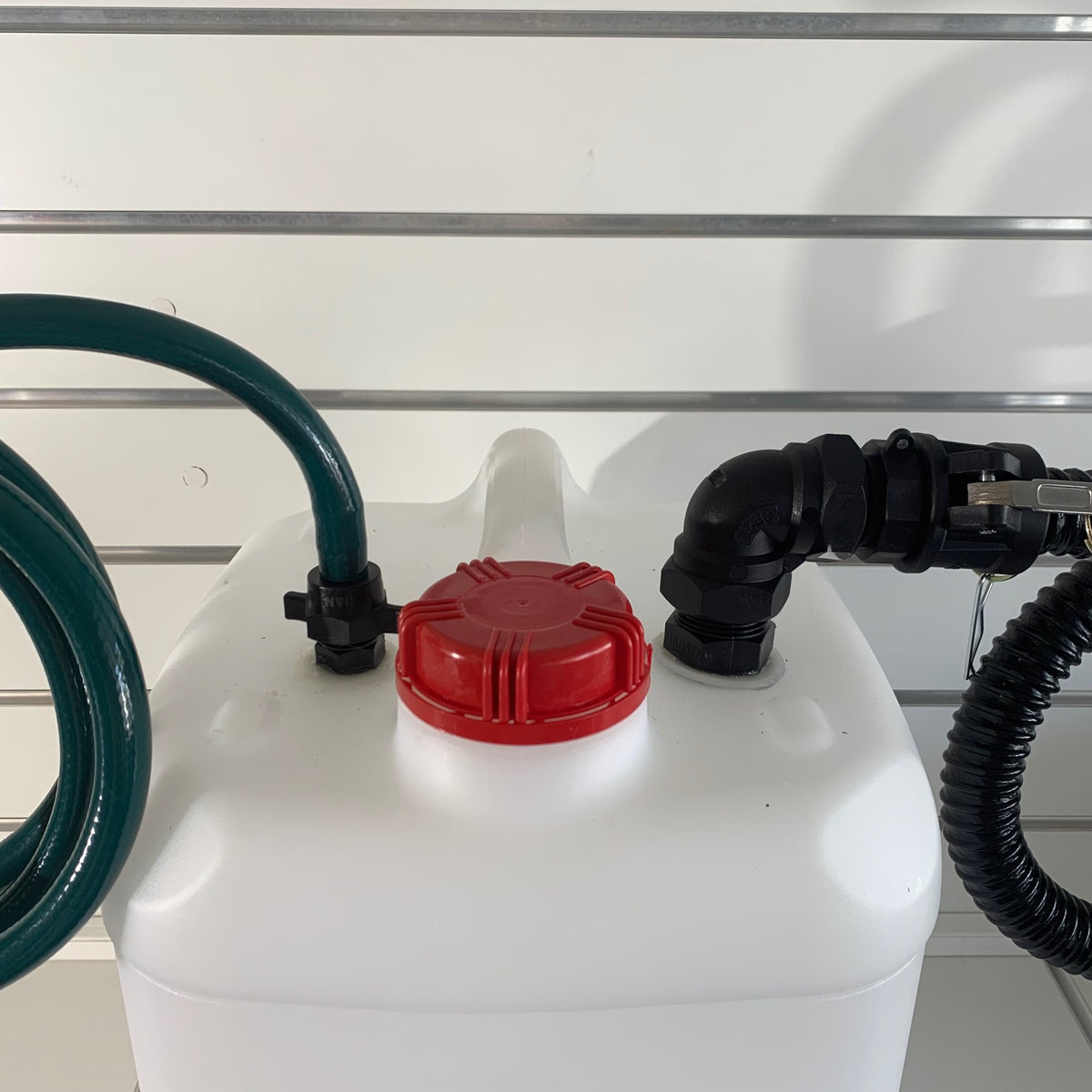 25 Litre Waste Tank With Selected Fittings and Vent Hose – SCNZ